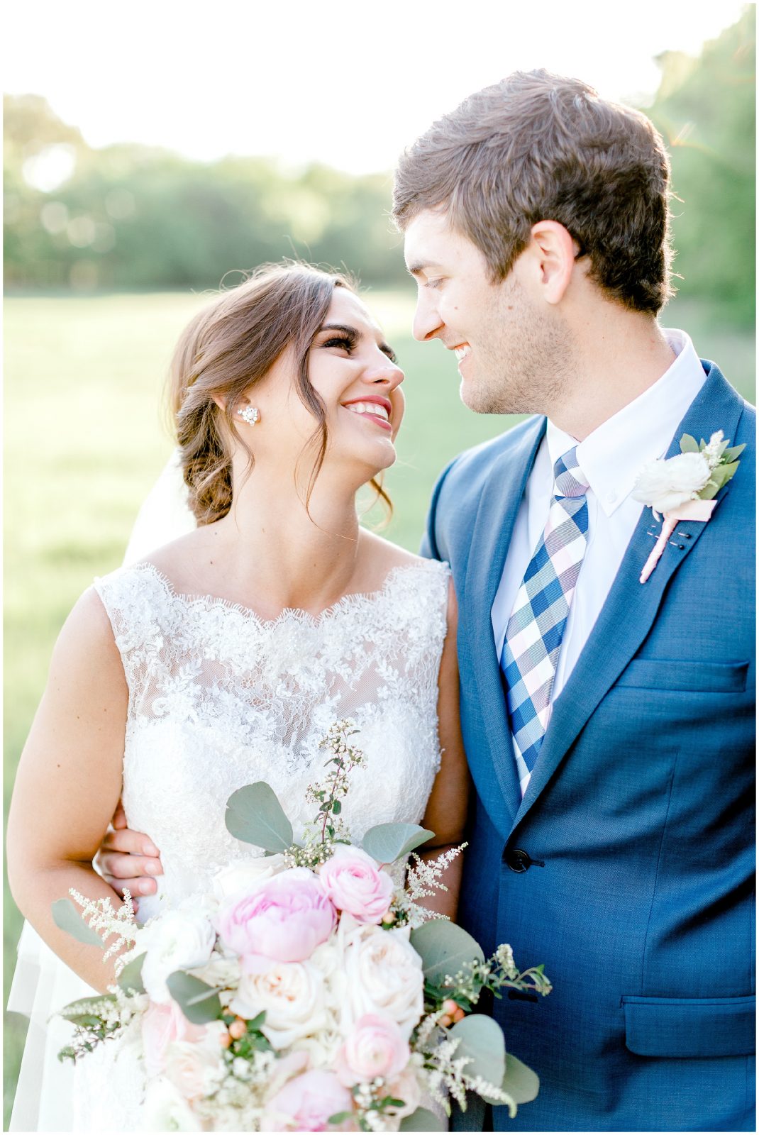 Intimate Spring Wedding at Barn at The Woods | Austin + Emilee ...