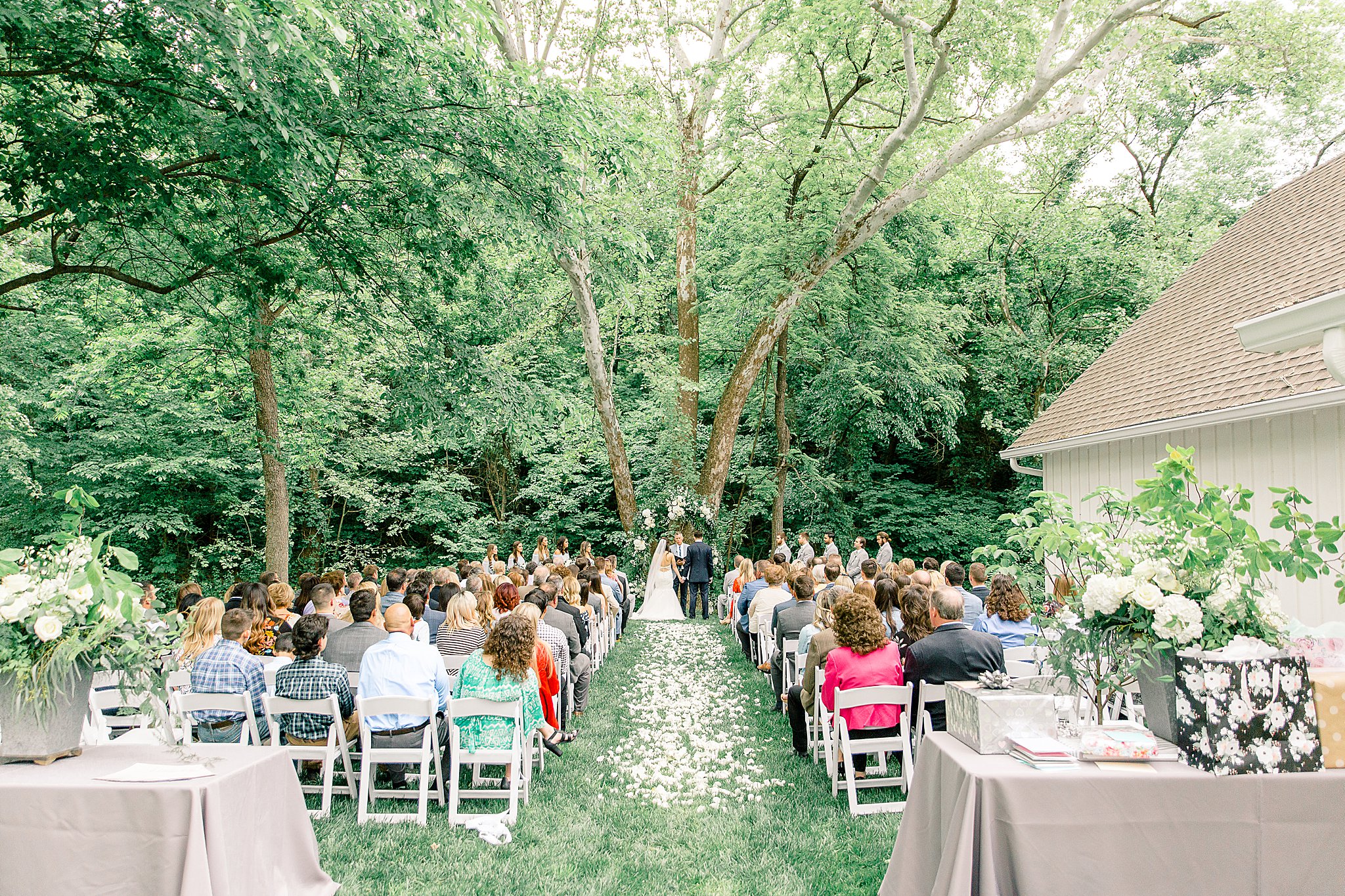 Spain Ranch Wedding in Tulsa Oklahoma | Josiah & Gabrielle - hollyfelts.com