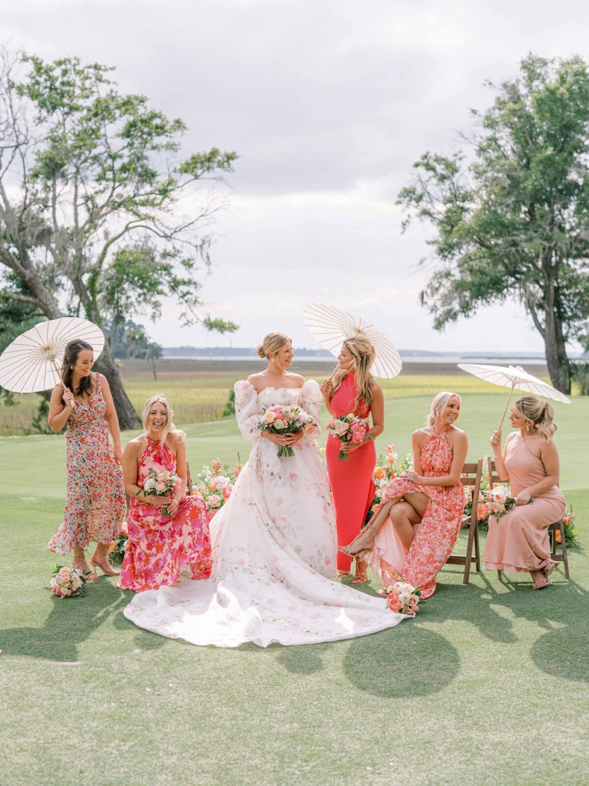 Colorful, Floral-Filled Summer Wedding at Colleton River Club ...