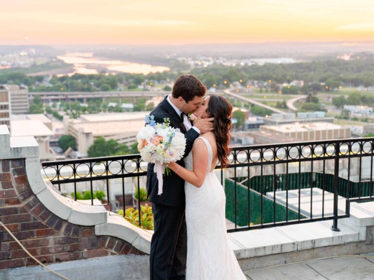 Floral-Forward Modern Wedding at The Mayo Hotel - hollyfelts.com